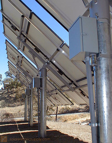7 KW Residential Top-of-Pole Mounted Solar System - California
